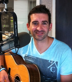 Doug Interviews Aaron Shust | TodaysChristianMusic.com