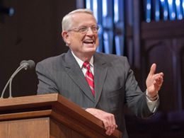 Chuck Swindoll - Alchetron, The Free Social Encyclopedia